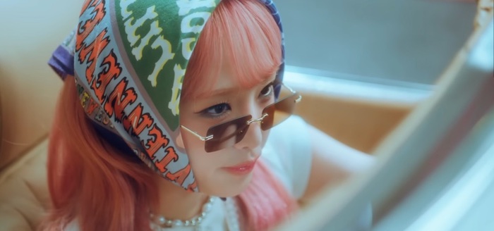 Choi Yena, Olivia Rodrigo'ya olan sevgi ve özlem duygusunu ifade etmek ...