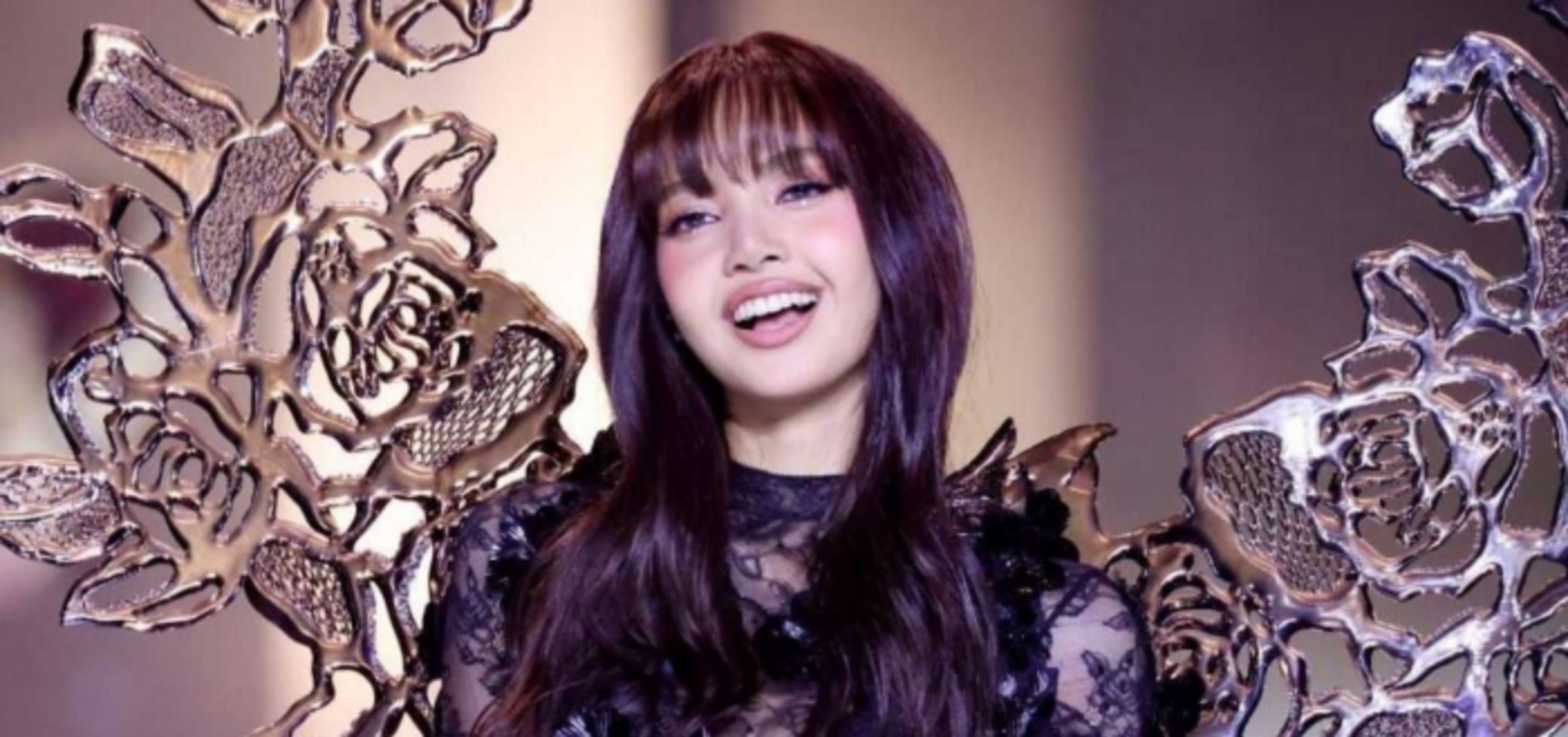 Lisa'nın Victoria Secret Show'daki Performansının Yabancılardan Aldığı ...