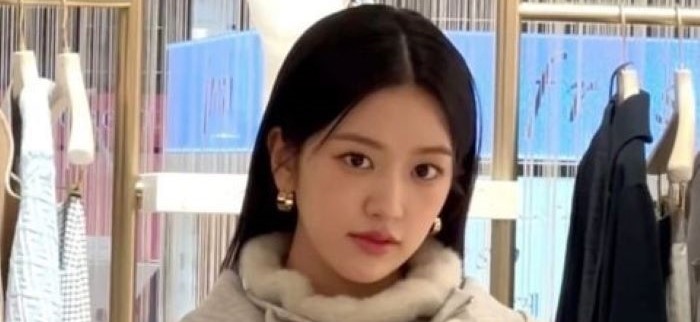 An Yujin, Bugün Fendi Etkinliğinde Bir Aktris Gibi Görünüyor